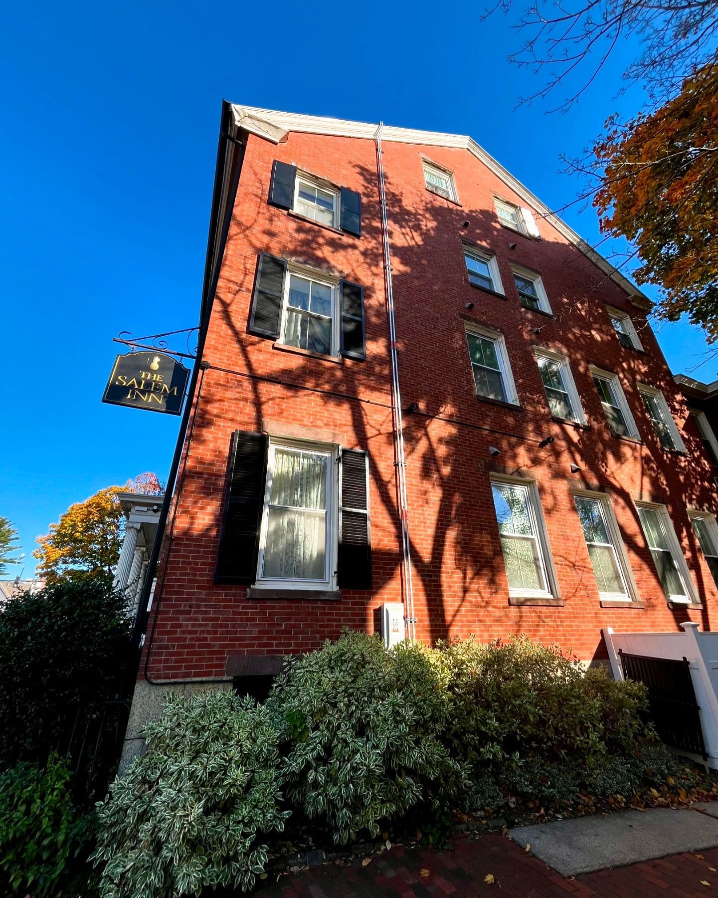 The Salem Inn: History, Hauntings, and Hospitality - Haunted Adventures