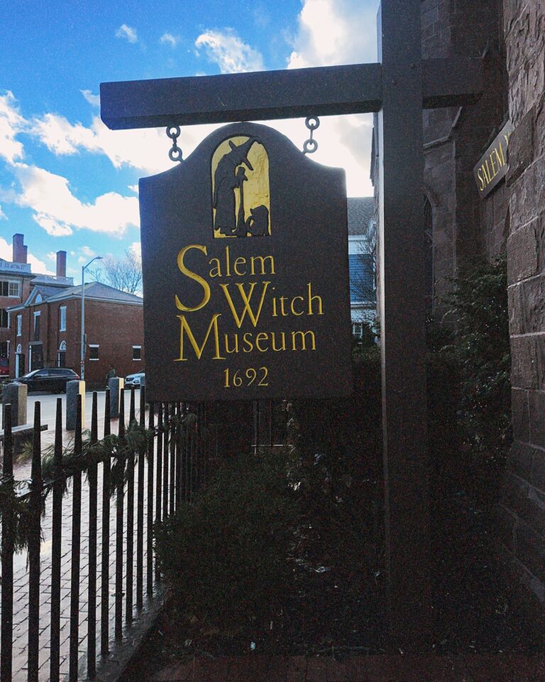 Understanding Elizabeth Parris and the Salem Witch Trials - Haunted ...