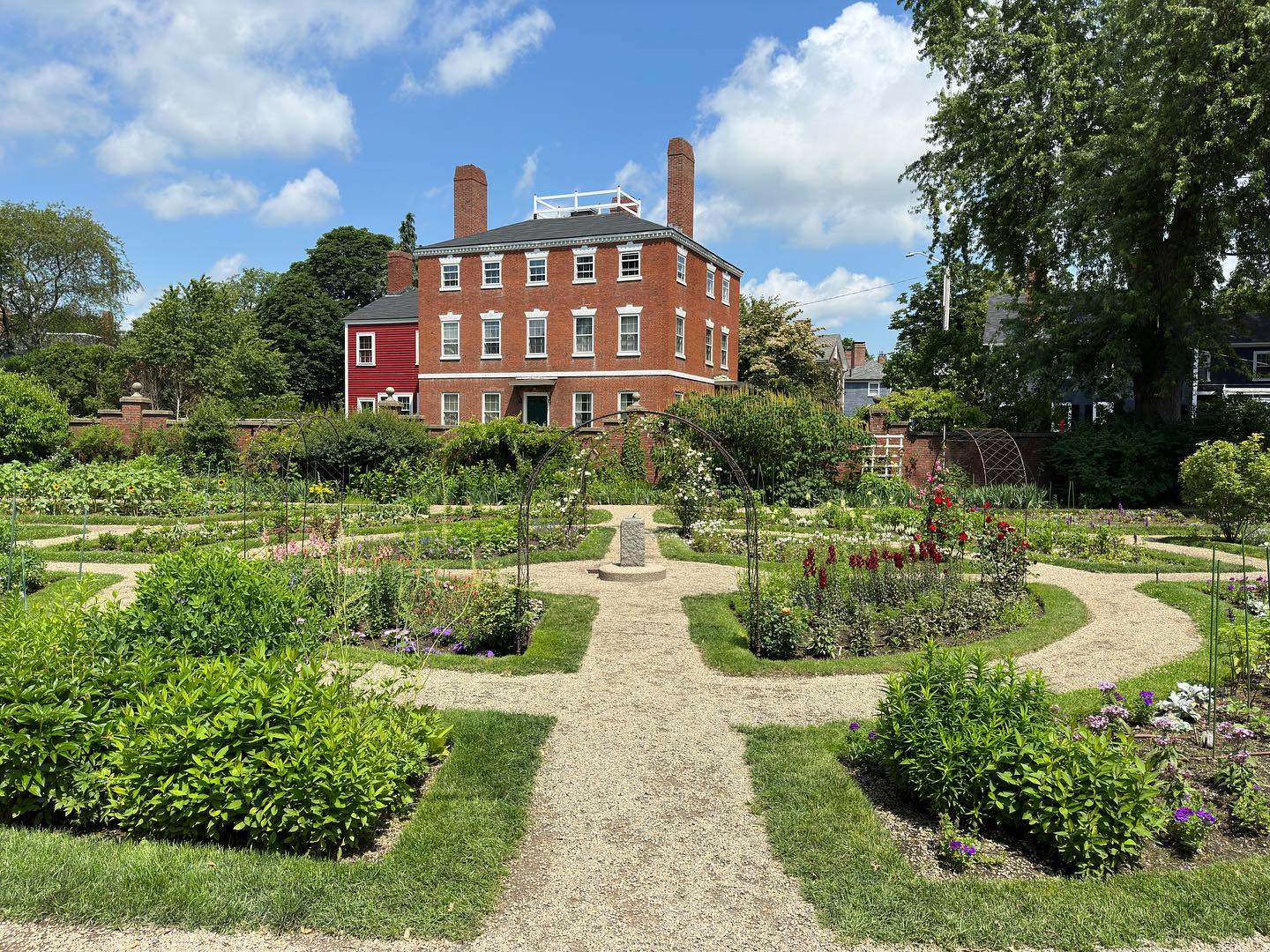 Understanding Elizabeth Parris and the Salem Witch Trials - Haunted ...